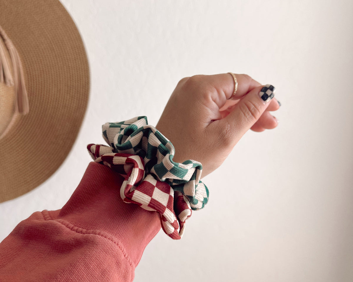 Checkered Scrunchie 2 Pack – Bloom Headwraps